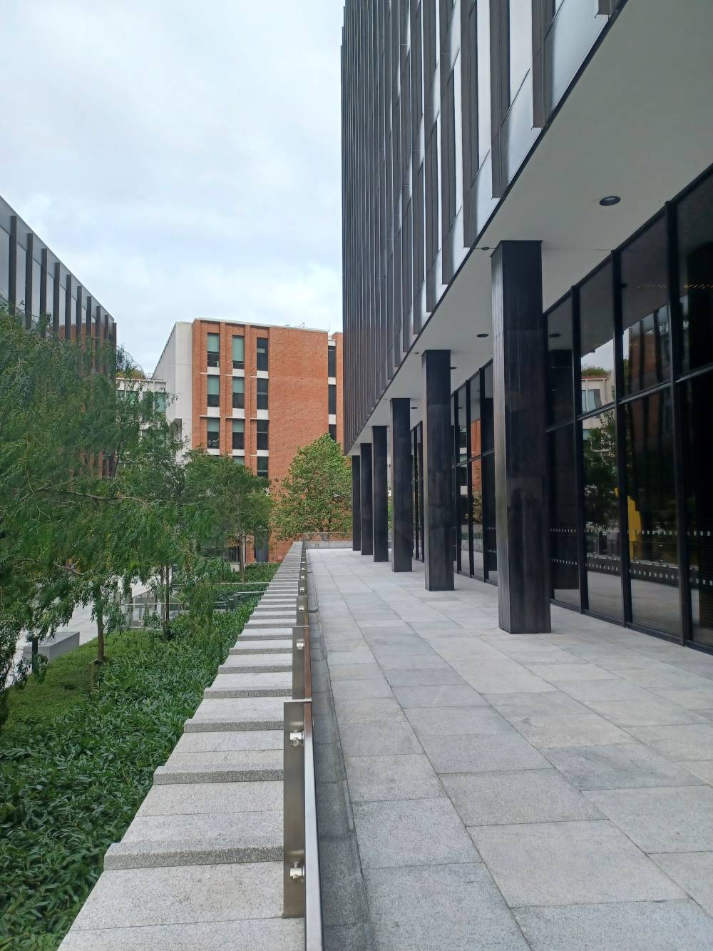 1978 - Miesian Plaza, Baggot Street, Dublin - Architecture of Dublin City - Archiseek.com