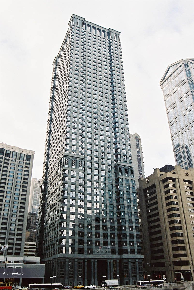 1989 - Leo Burnett Building, Chicago, Illinois, USA - Architecture of ...