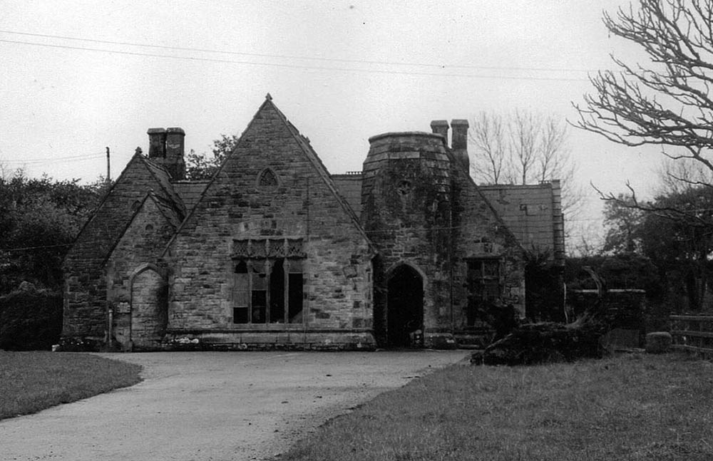 1858 – Former Railway Station, Tynan, Co. Armagh | Archiseek.com