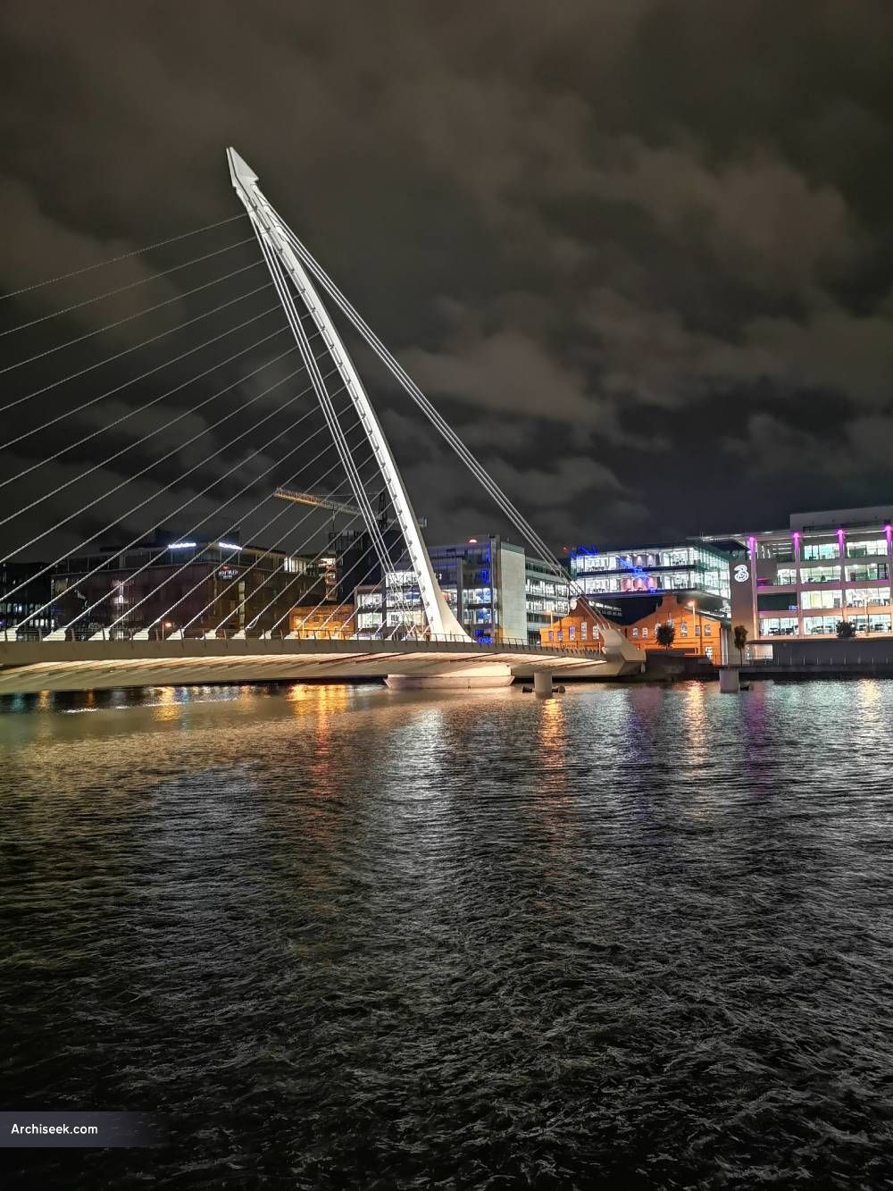 2009 – Samuel Beckett Bridge, Dublin | Archiseek.com
