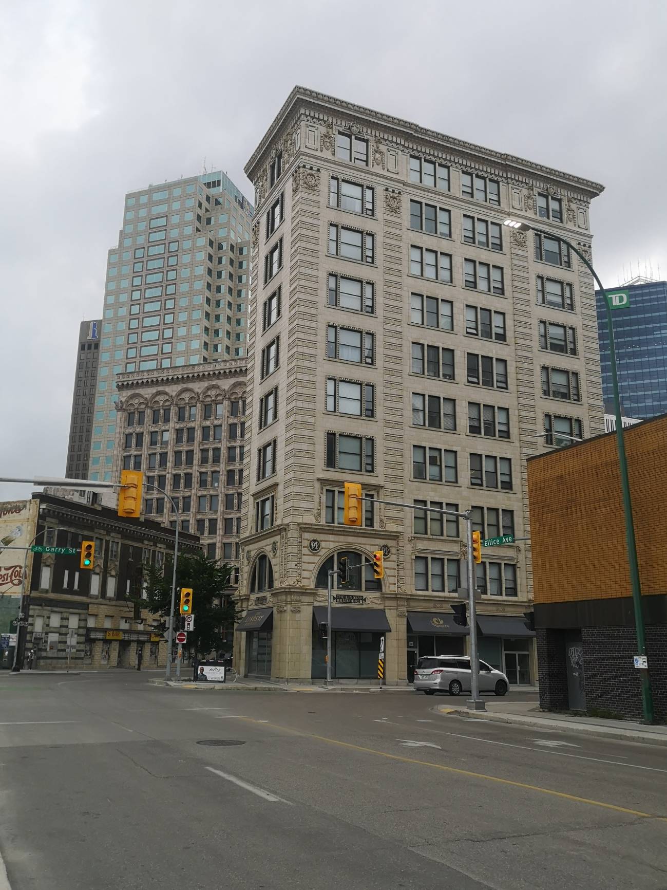 1912 – Lindsay Building, Winnipeg, Manitoba | Archiseek.com