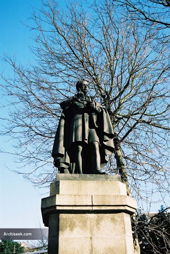 1857 – Thomas Moore Statue, College St., Dublin | Archiseek.com