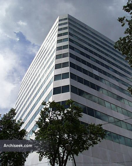 1973 – Woodsworth Building, Winnipeg, Manitoba | Architecture ...